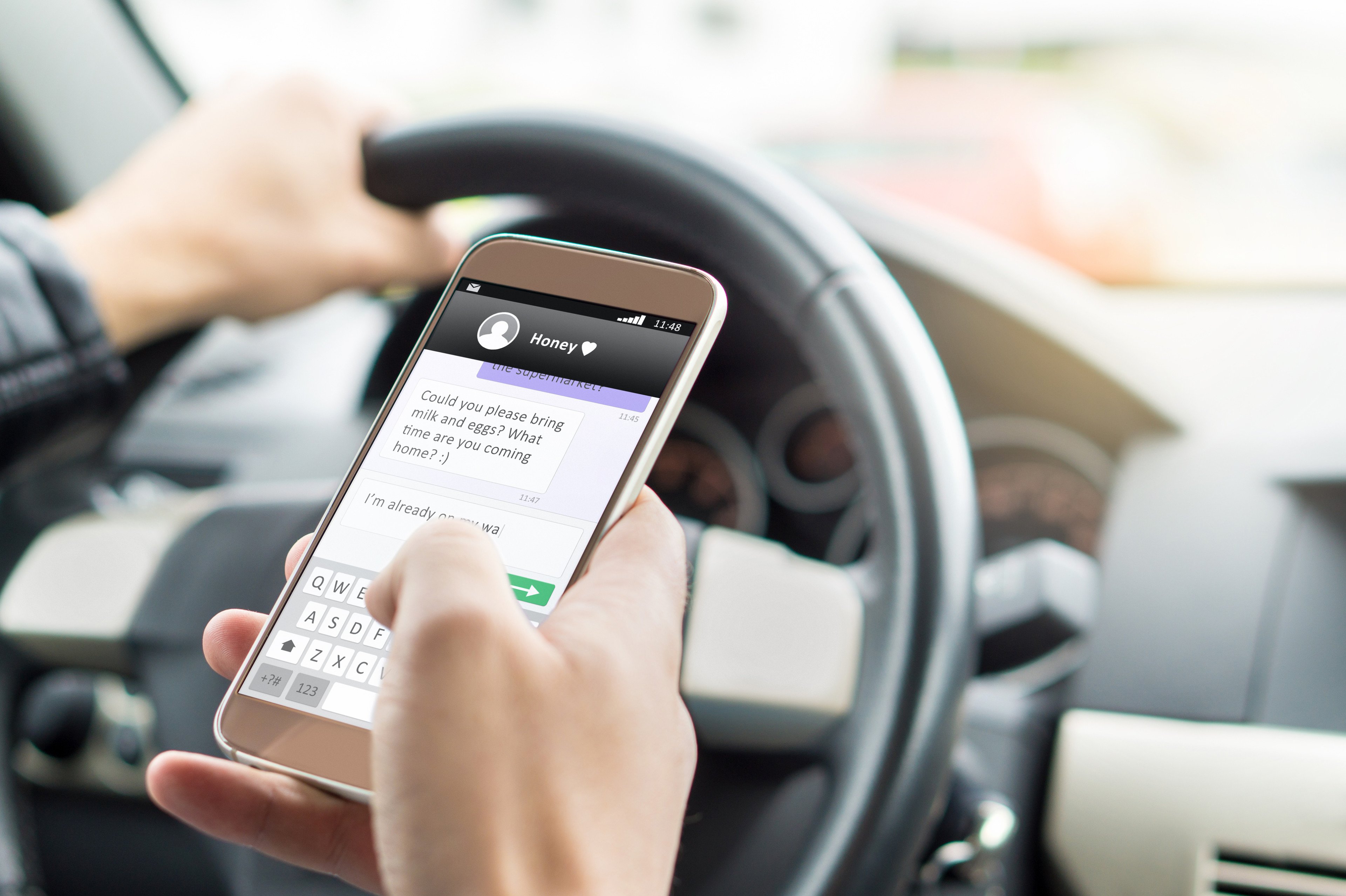 Distracted driving - the biggest challenges for the modern driver
